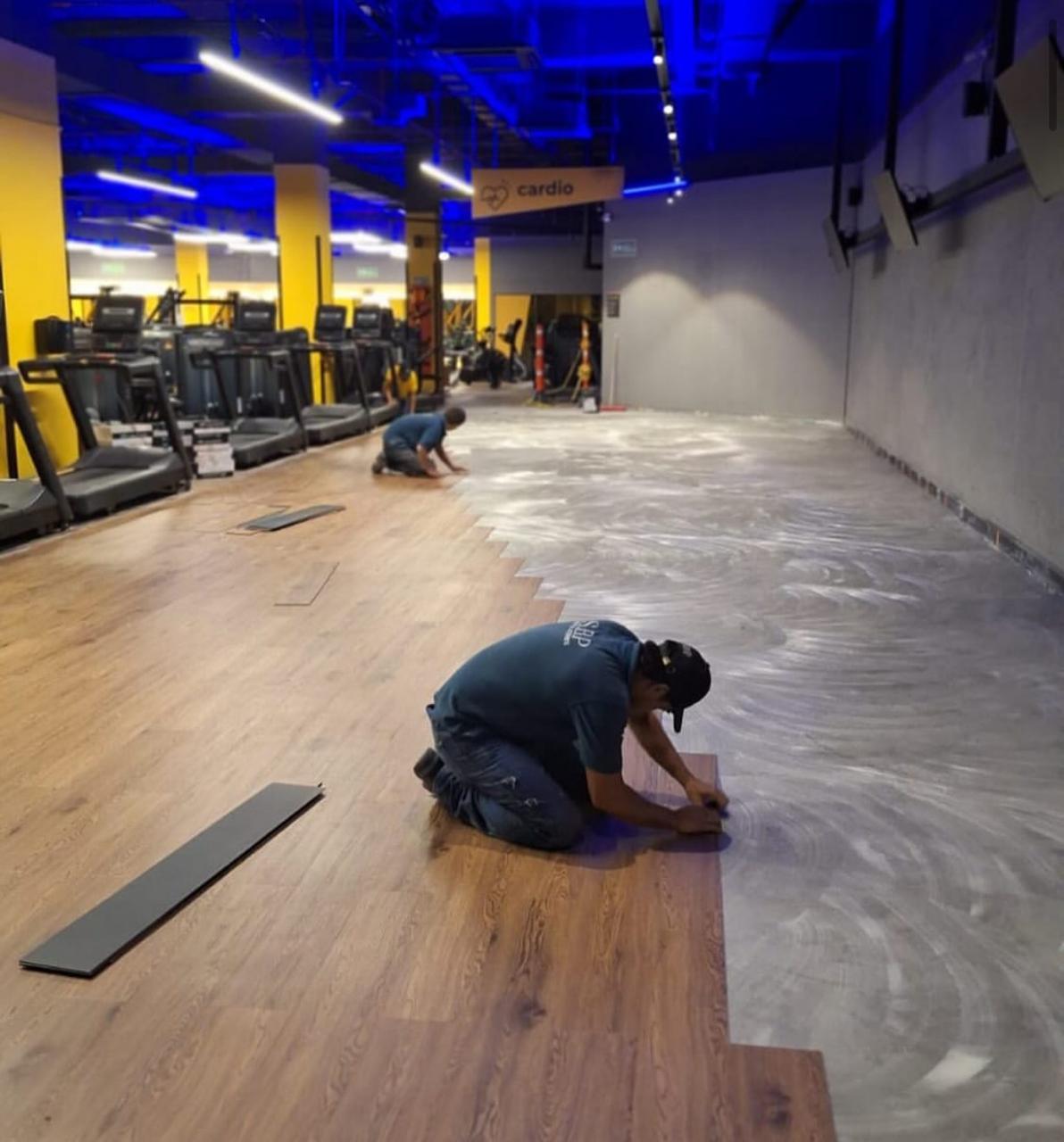 Pisos Vinílicos y Laminados en Medellín | SBP INSTALACIONES SAS