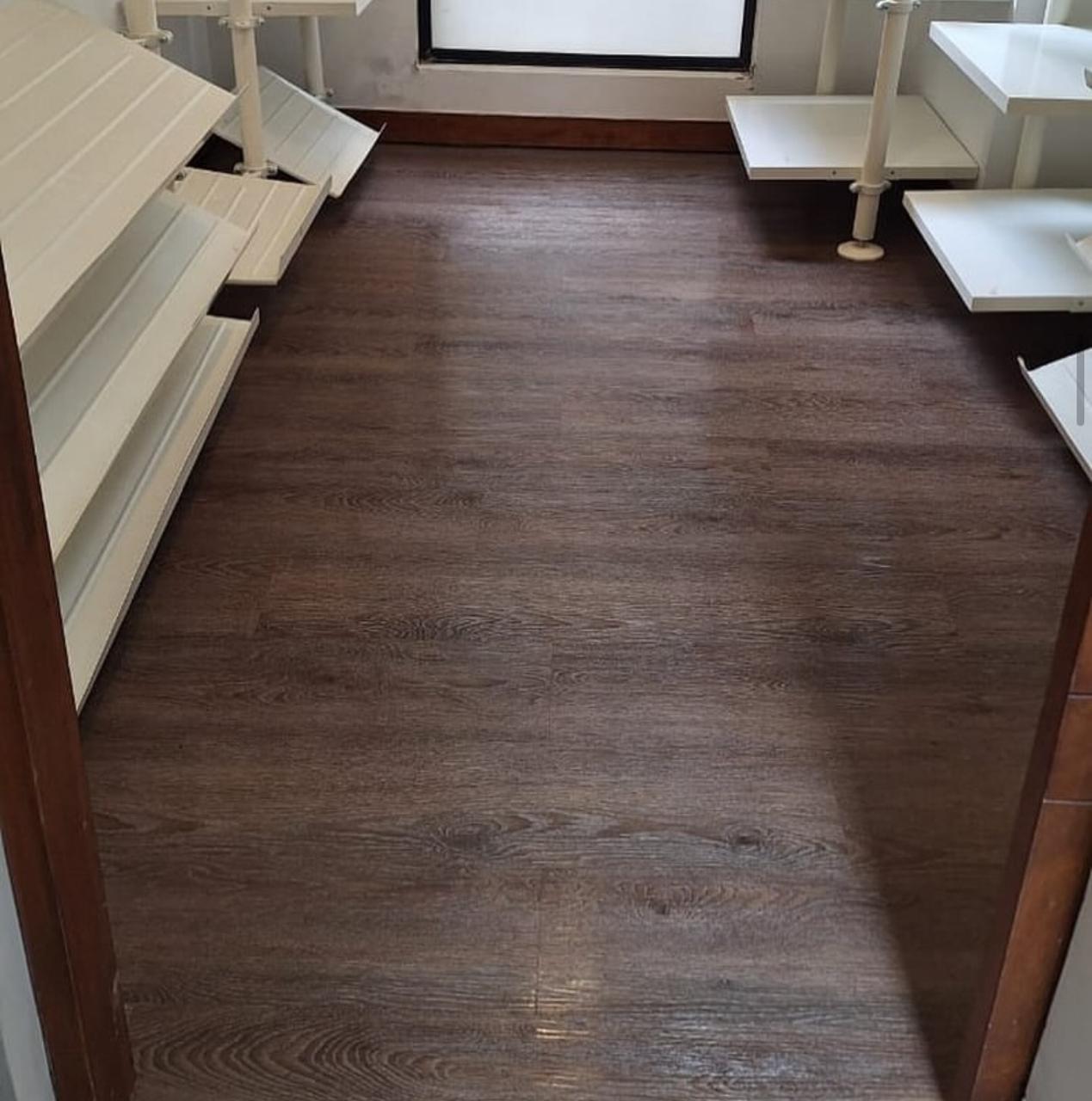 Pisos Vinílicos y Laminados en Medellín | SBP INSTALACIONES SAS
