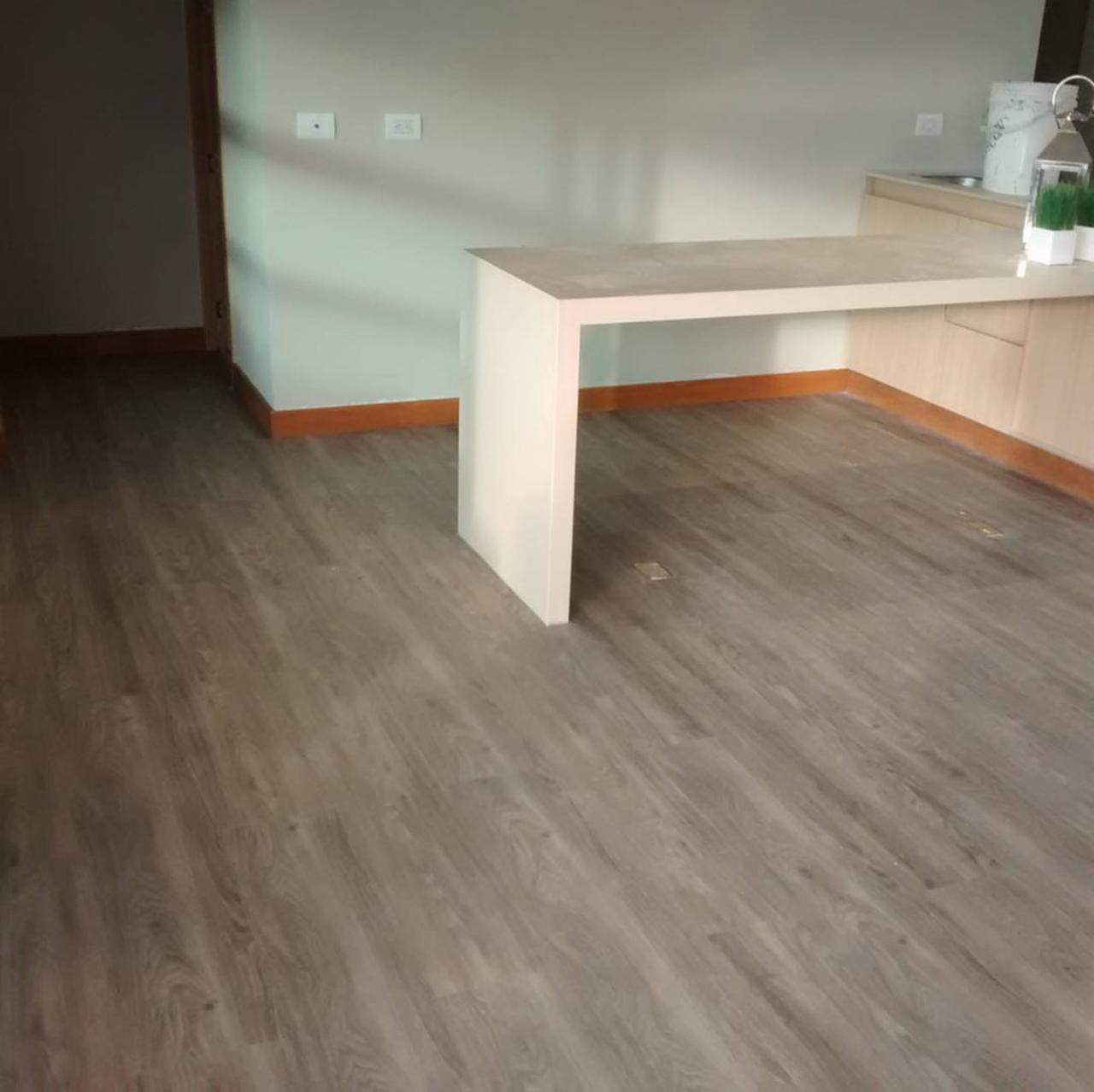 Pisos Vinílicos y Laminados en Medellín | SBP INSTALACIONES SAS